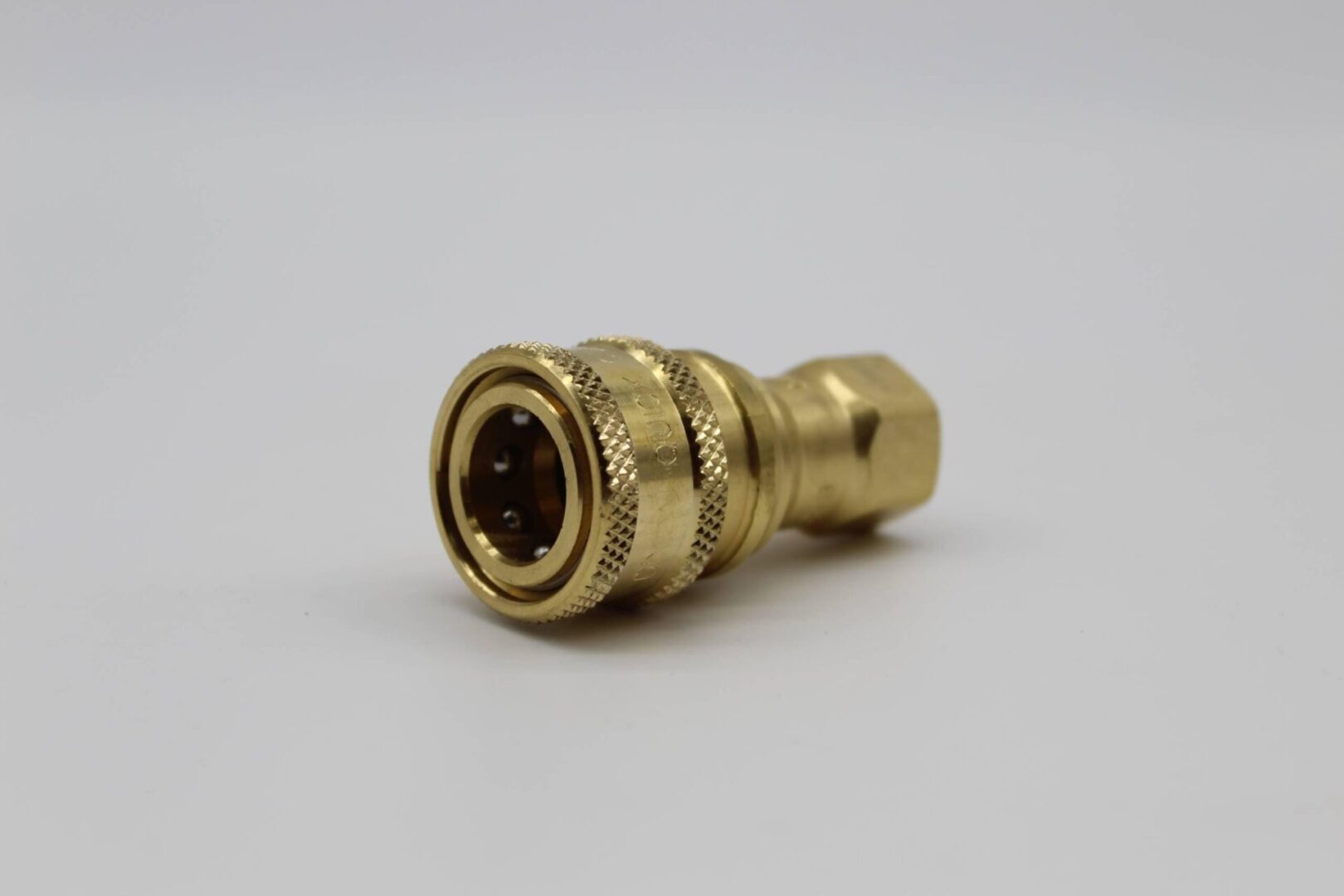 Hydraulic Female Quick Coupler - Macalite Equipment, Inc.